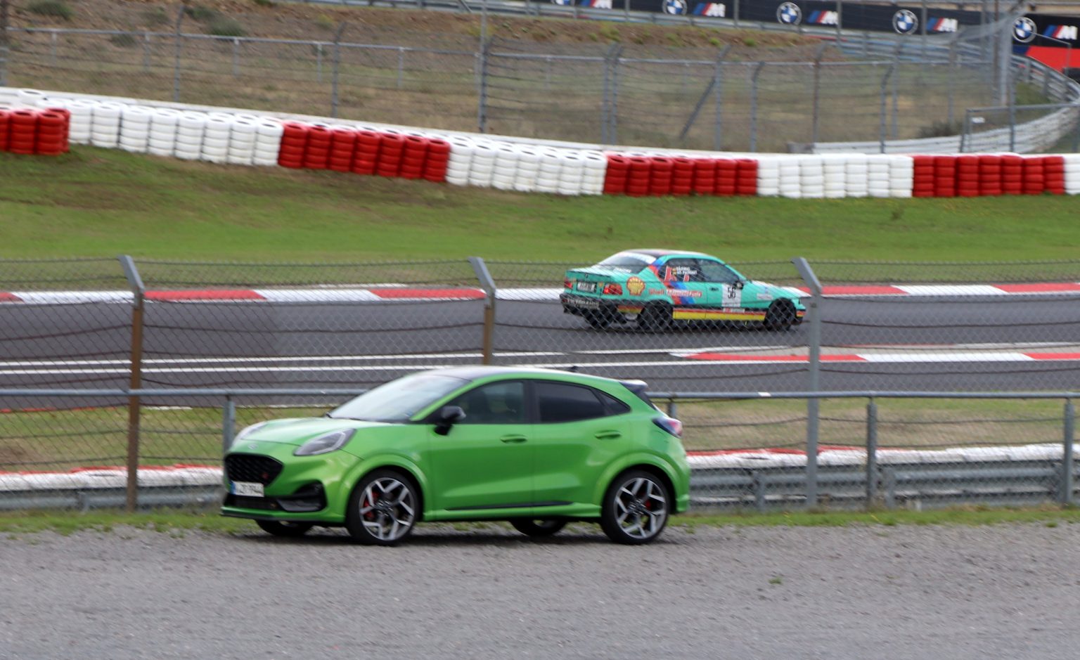 Mit dem Ford Puma ST zum 1000-km-Rennen – Charlys Autos